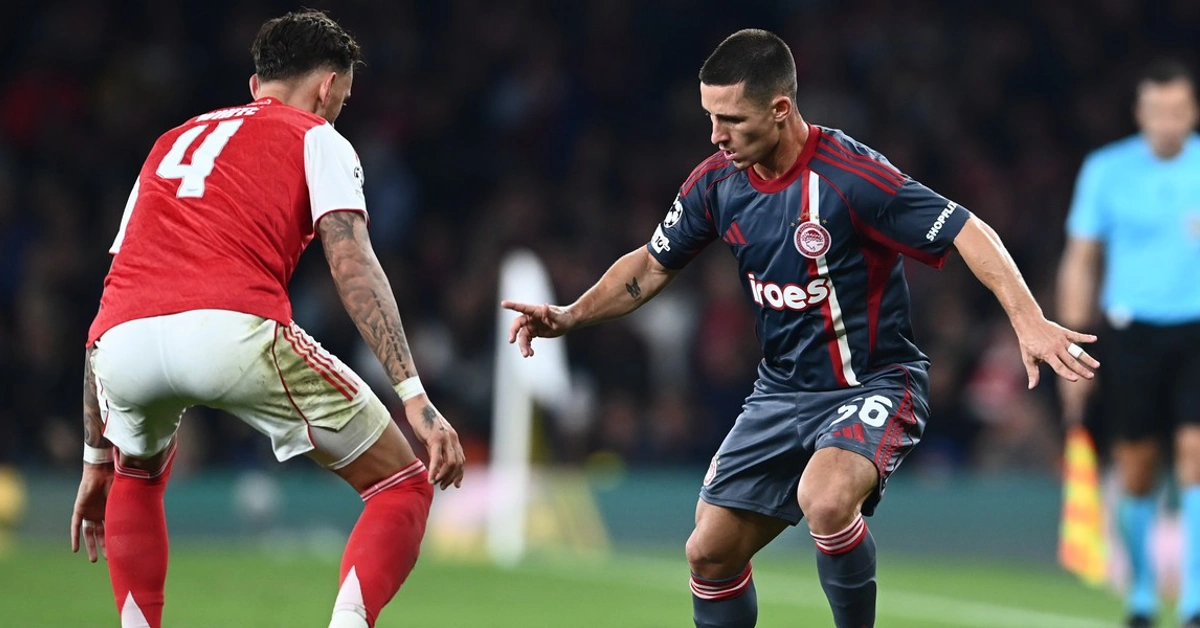 Champions League: Ήττα για τον Ολυμπιακό, η Άρσεναλ κέρδισε τους ...